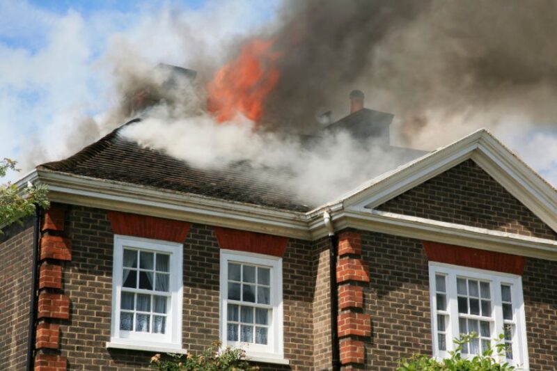 Understanding The Hidden Dangers Of Smoke Damage After a Fire | 911 ...